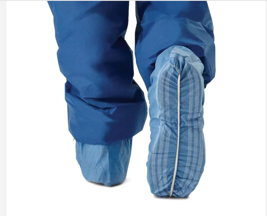 Medline Shoe Cover Non-Skid Fluid Resistant Reg Spunbound Polypylene ...